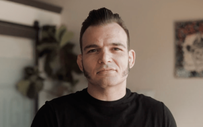 The Timeless Pompadour: Tracing its History and Influence – Ace High Co